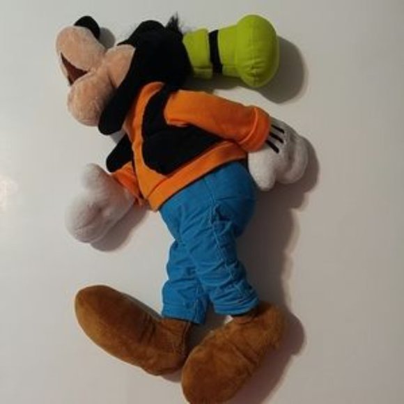 Disney | Other | Disney Store Goofy Authentic Excusive Vintage Plush 7 ...